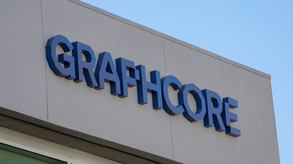 PE-backed Graphcore Close to Raising Funds At Over $2 Billion Value ...