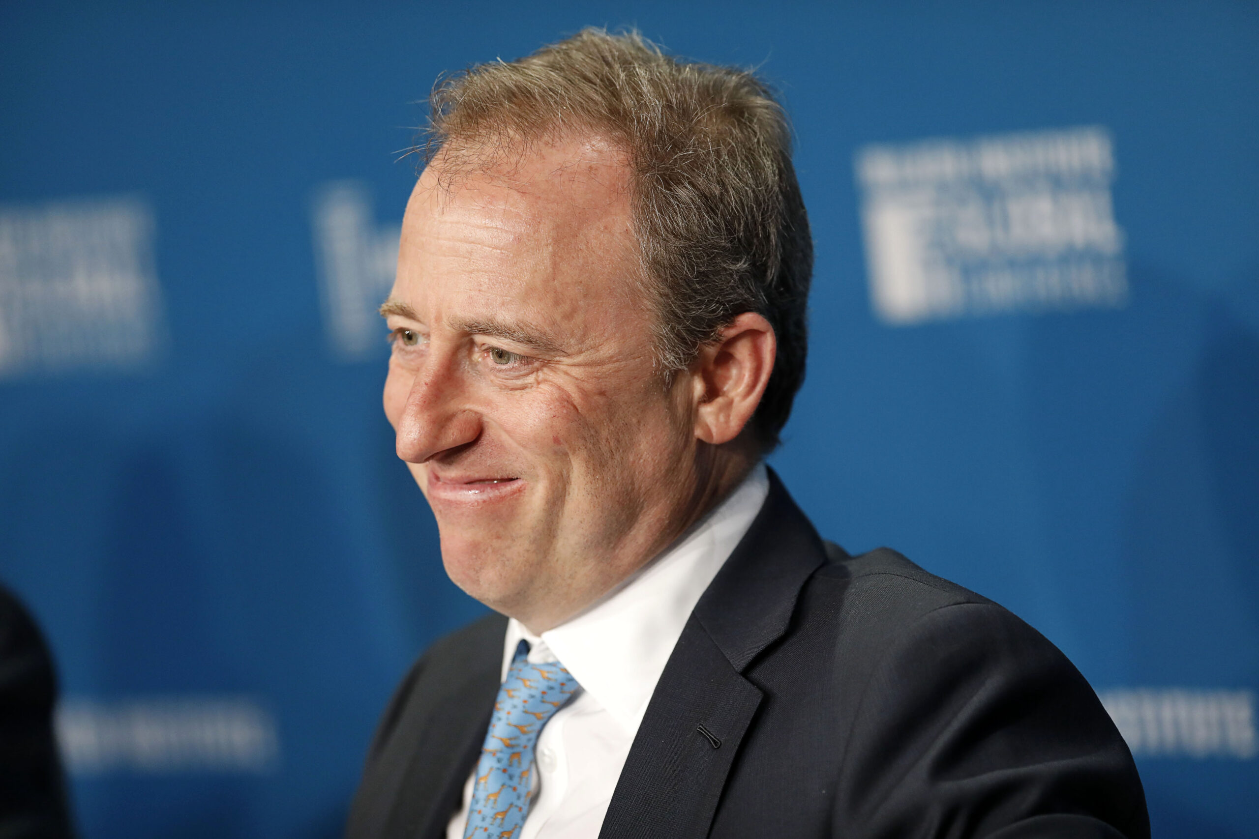 Apollo Veteran Josh Harris Eyes $3-4bn for 26North's Debut Fund ...